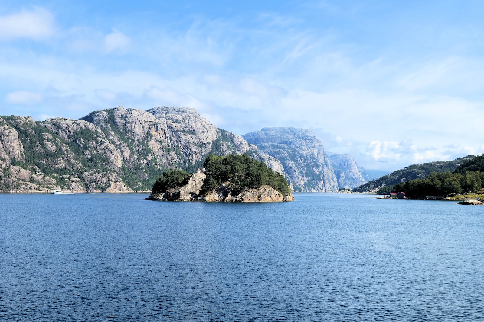 The Allure of the Norwegian Fjords: A Cruise Destination Guide ...